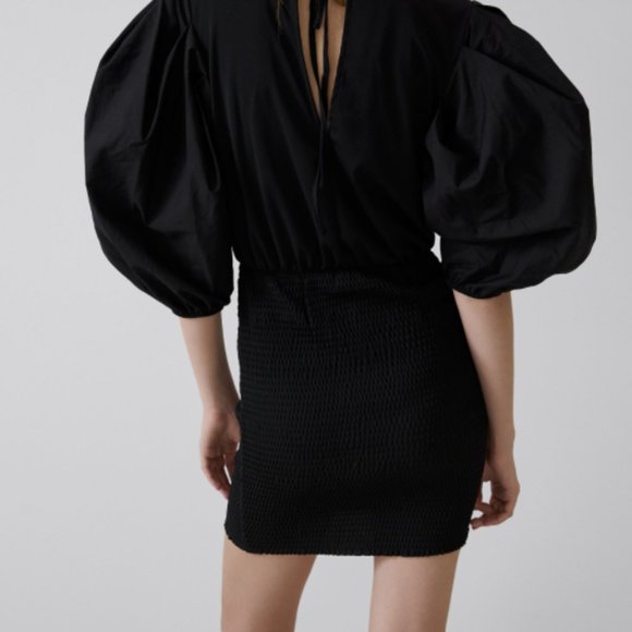 Zara | Dresses | Zara Black Elastic Bottom Ballon Sleeves Dress | Poshmark